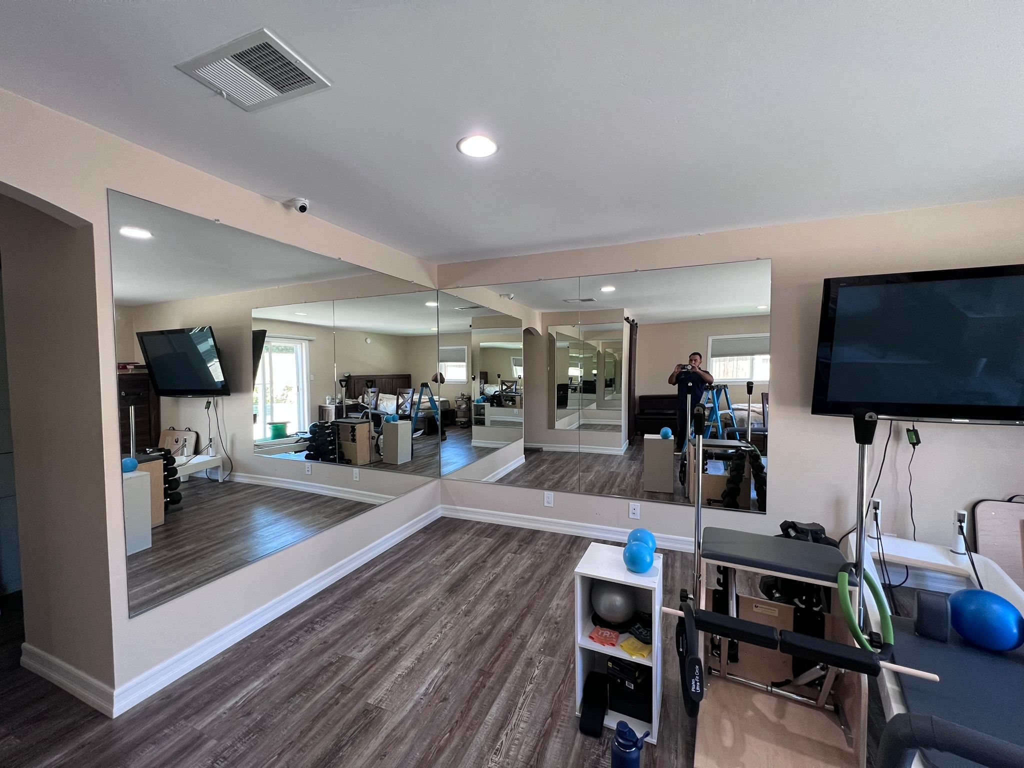 Custom Mirrors - Pro Glass & Door INC.